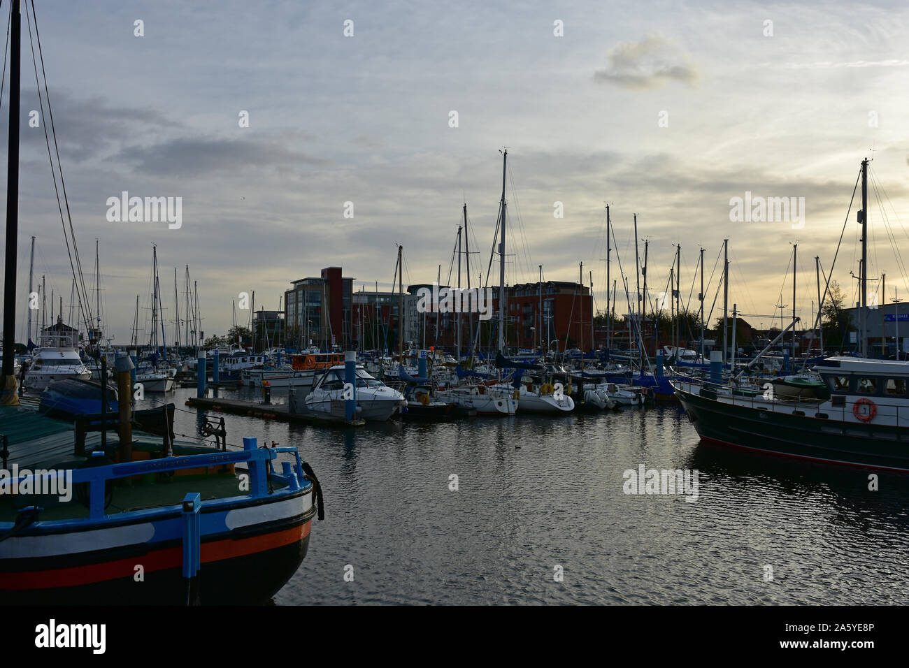 Humber dock hi-res stock photography and images - Alamy