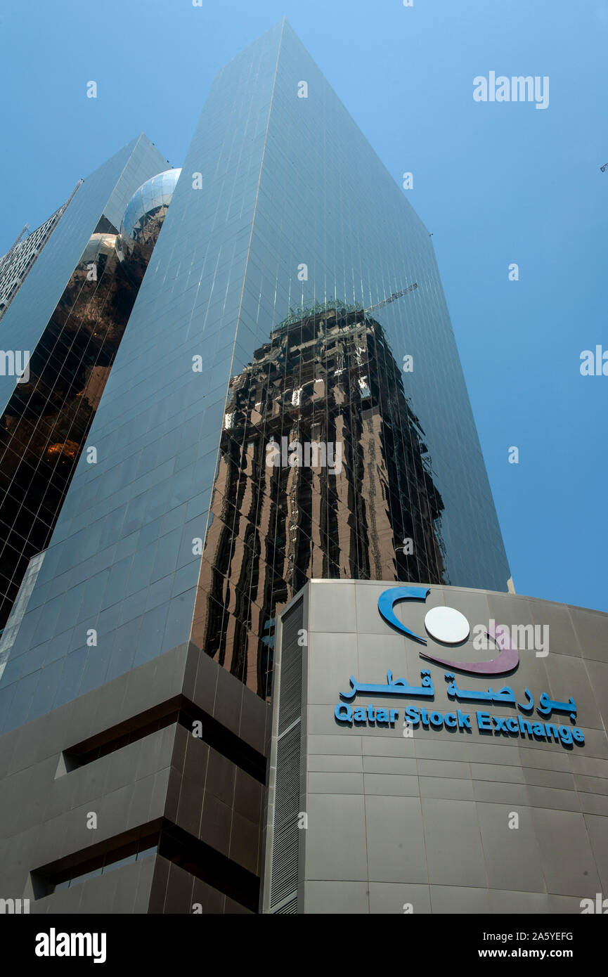 The Qatar Stock Exchange Building in the capital Doha Stock Photo - Alamy