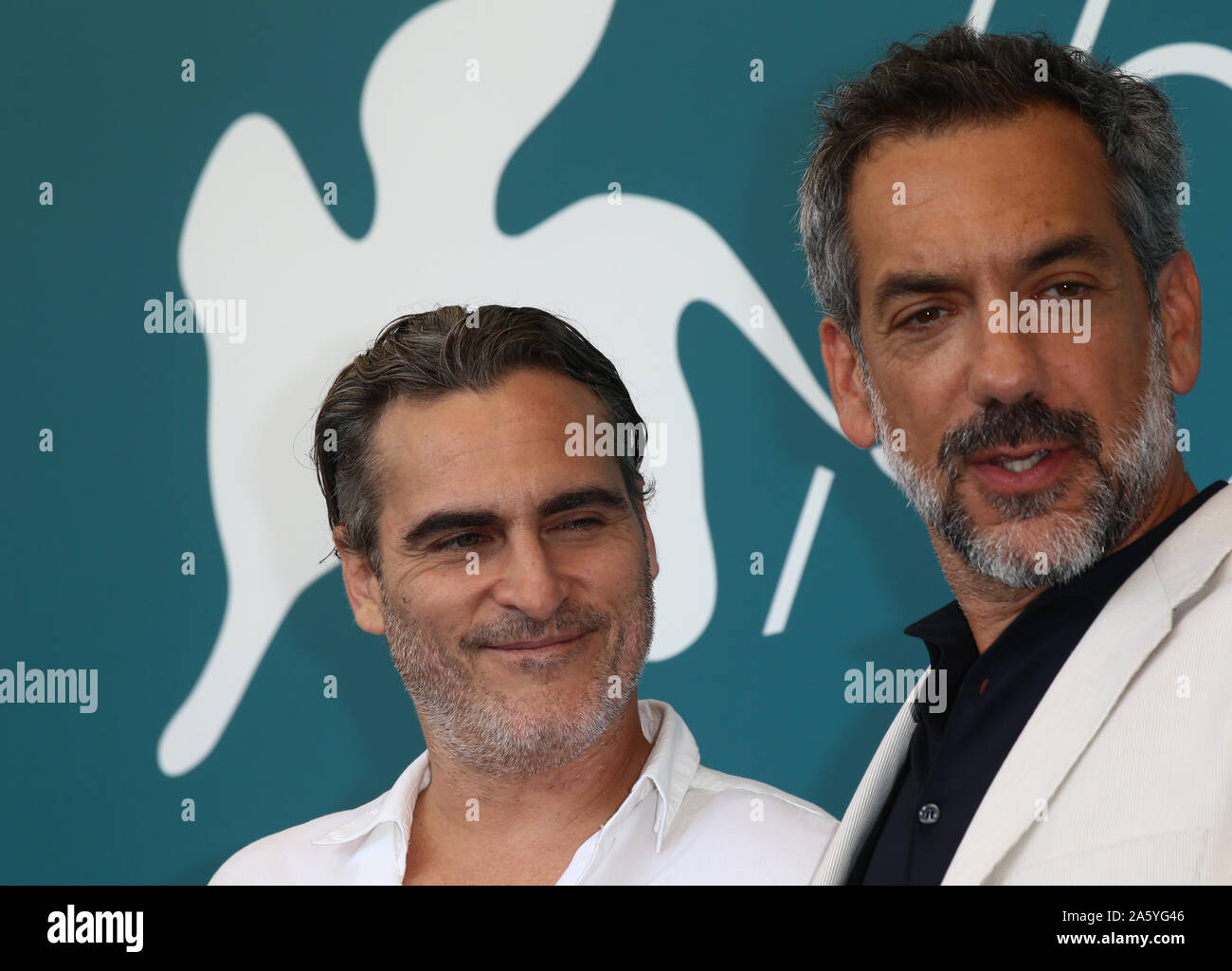 Joker joaquin phoenix hi-res stock photography and images - Alamy