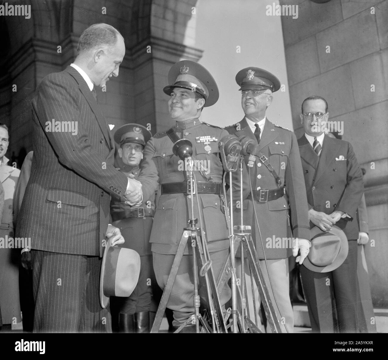 Sumner Welles, US Under-Secretary of State with Cuban leader and ...