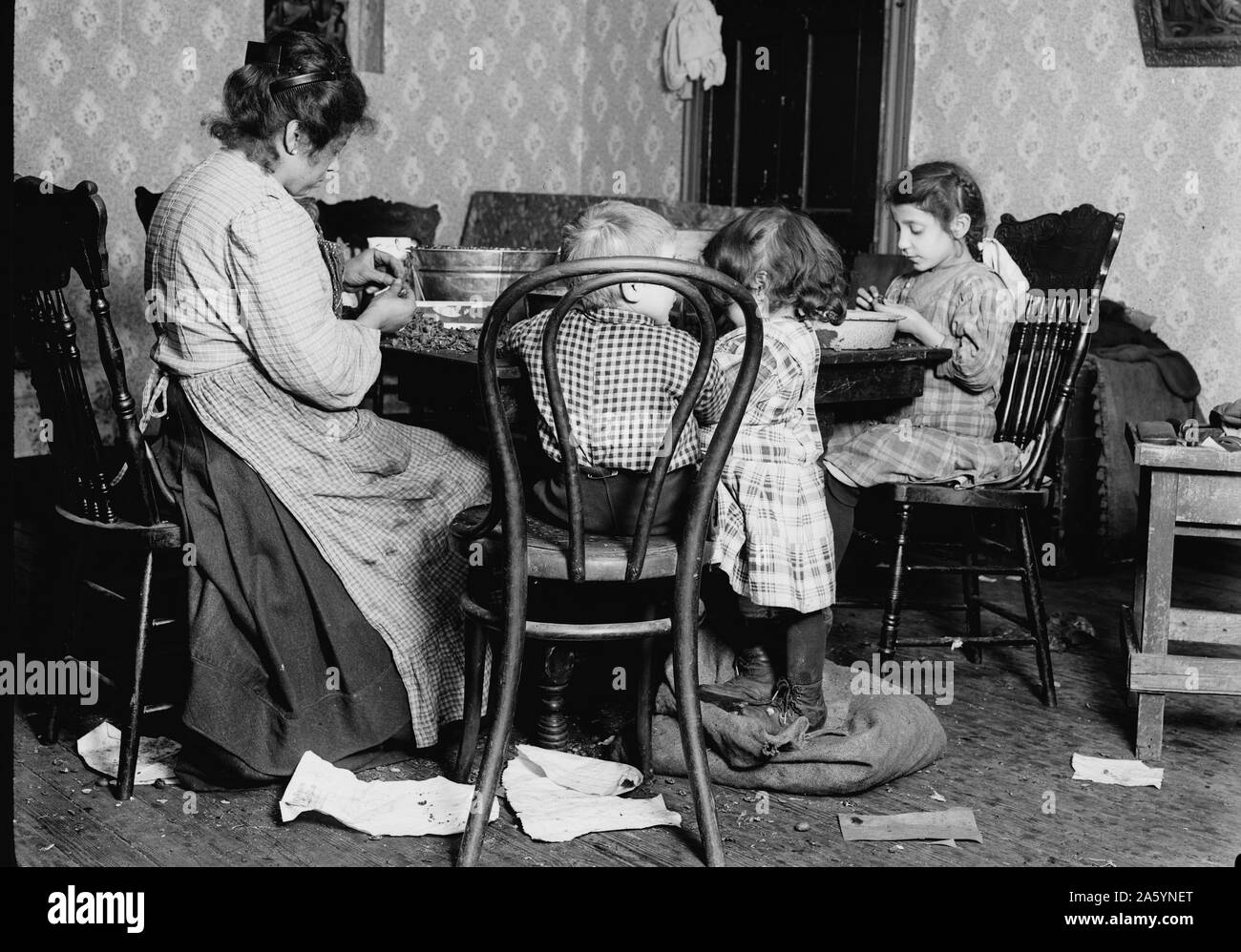 Inner family hi-res stock photography and images - Alamy