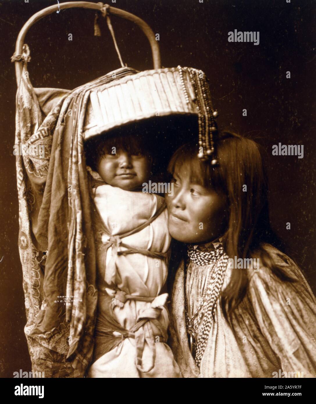 Papoose native american hi-res stock photography and images - Alamy