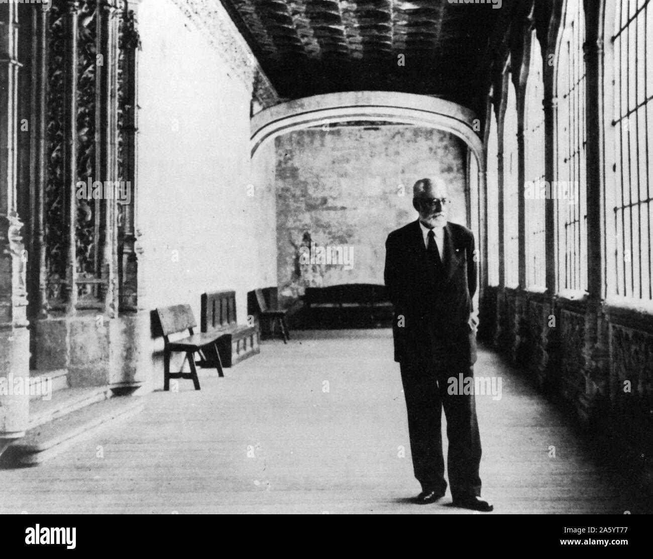 Greek professor Black and White Stock Photos & Images - Alamy