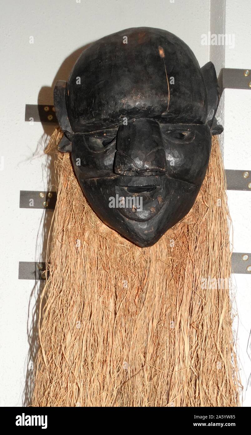 Confou Mask by the Mende People of Sierra Leone. Dated 20th Century ...