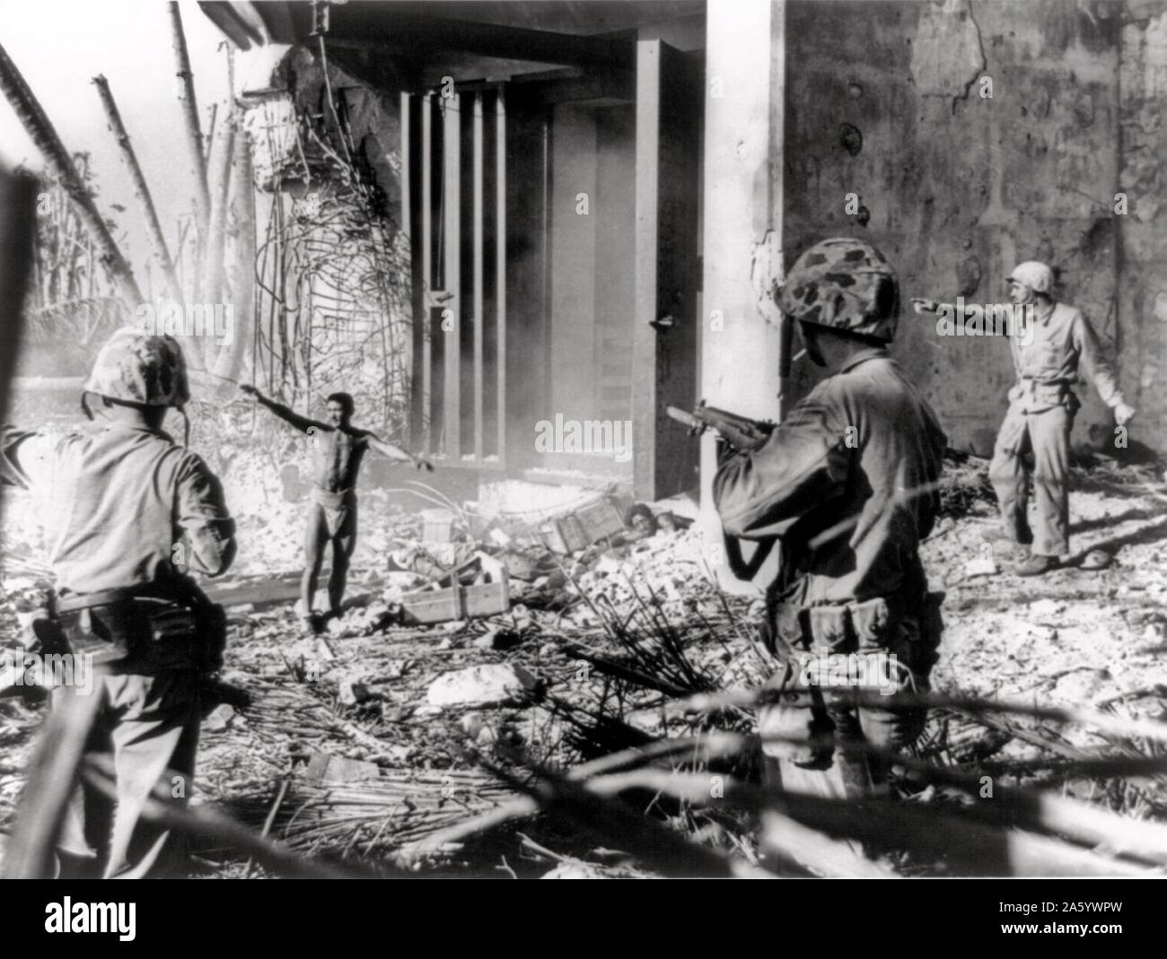Vietnam war 1965 troops hi-res stock photography and images - Alamy