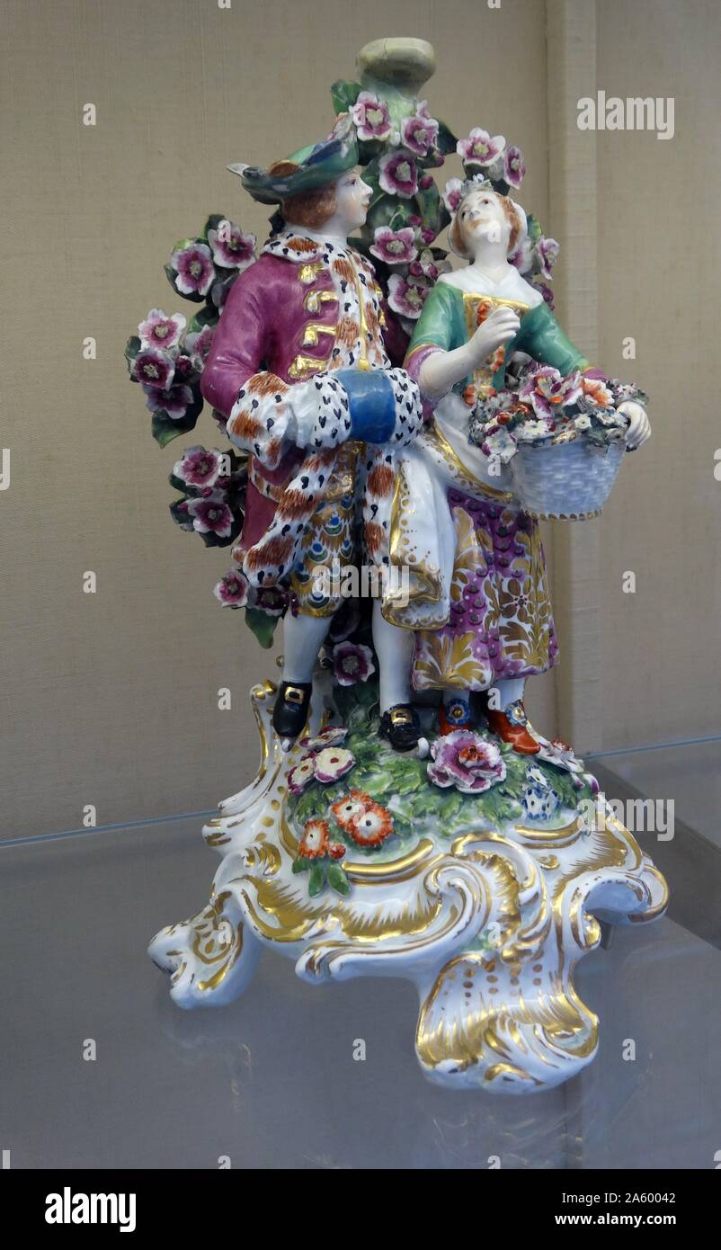 Porcelain figure hi-res stock photography and images - Alamy