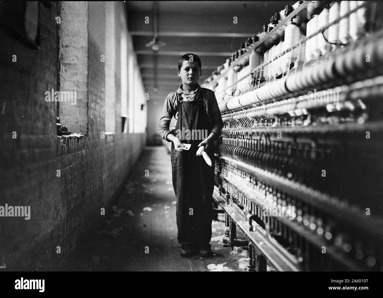 Child labour mill Black and White Stock Photos & Images - Alamy