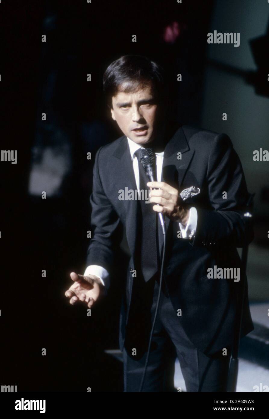 French comedian Thierry Le Luron on the stage of the Théâtre Marigny in ...