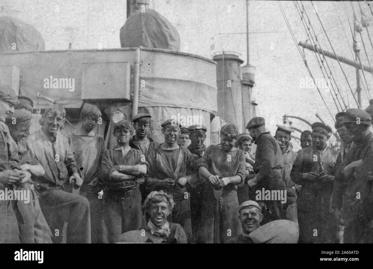royal navy coaling ship Stock Photo - Alamy