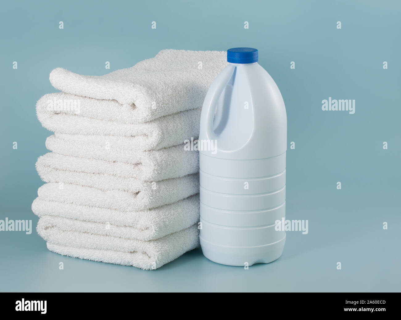 Bleach bottle hi-res stock photography and images - Alamy