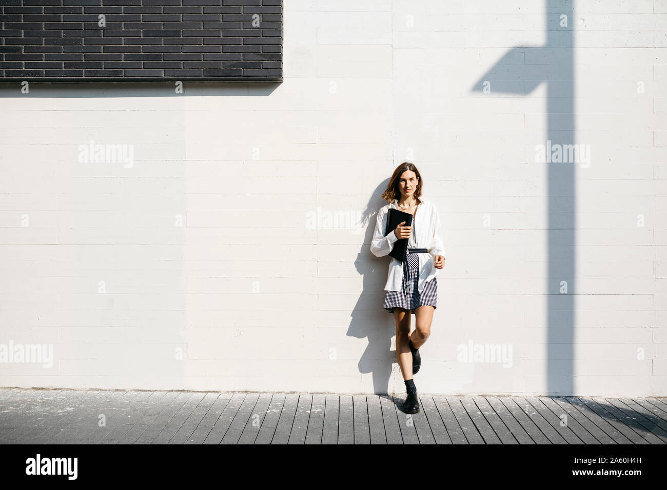 Leaning street lamp hi-res stock photography and images - Alamy