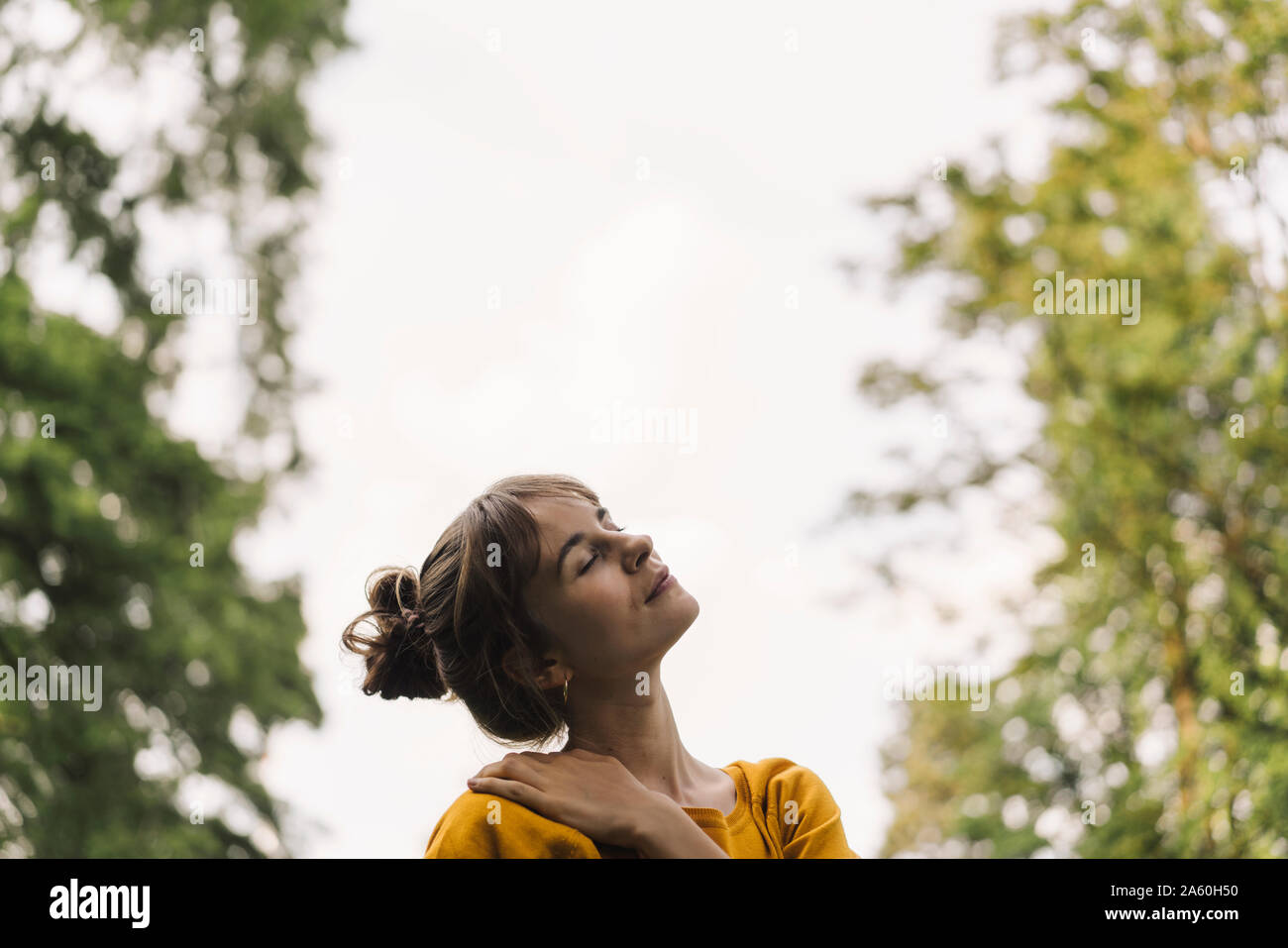 Woman relaxed eyes closed hi-res stock photography and images - Alamy