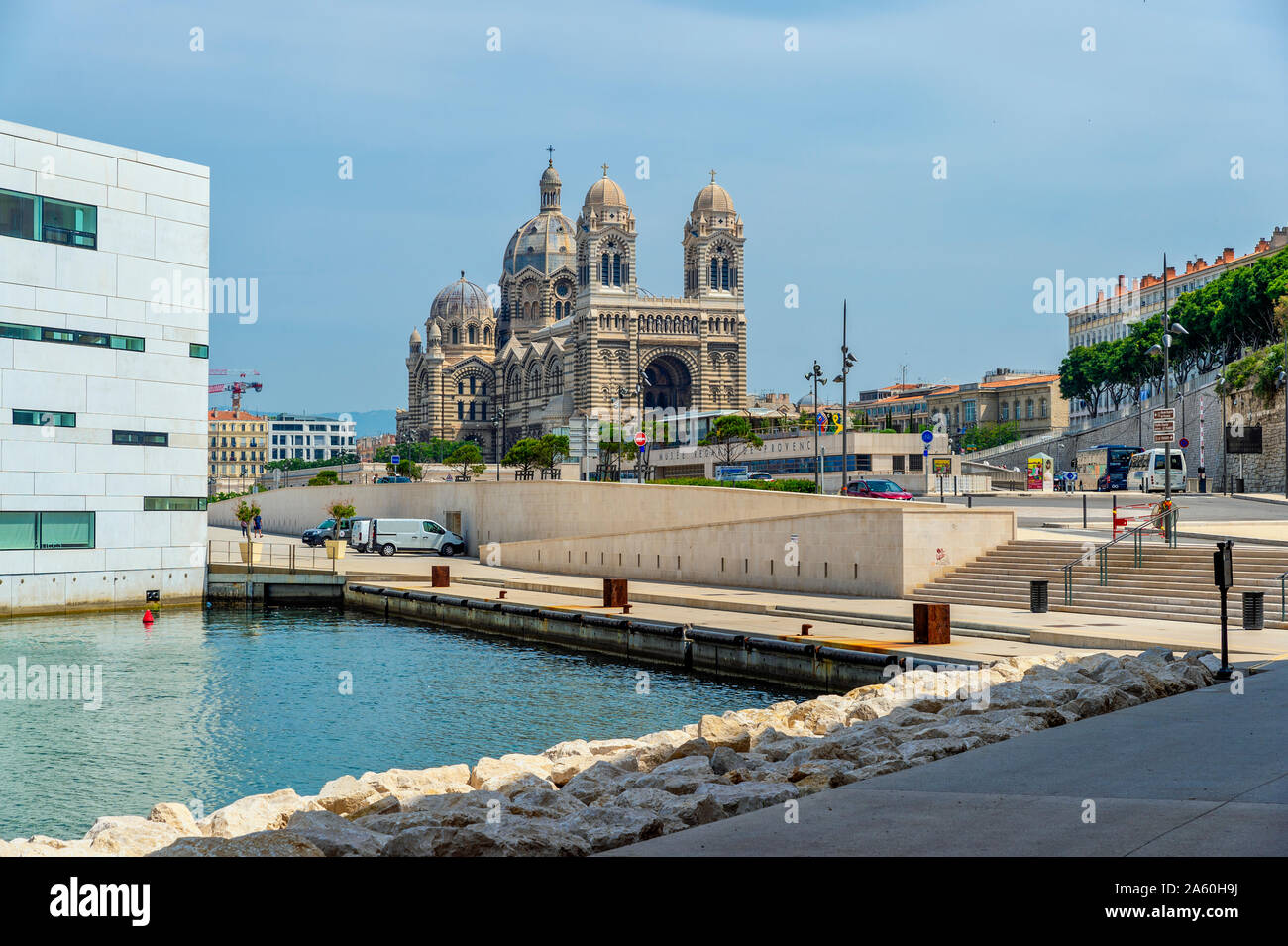 Marseille waterfront hi-res stock photography and images - Alamy
