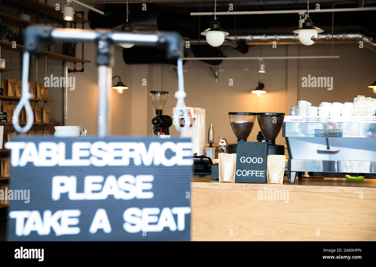 English cafe interior hi-res stock photography and images - Alamy