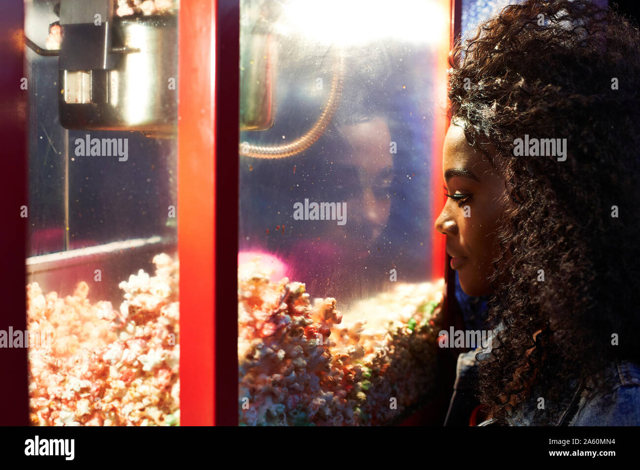 Beauty case woman hi-res stock photography and images - Alamy