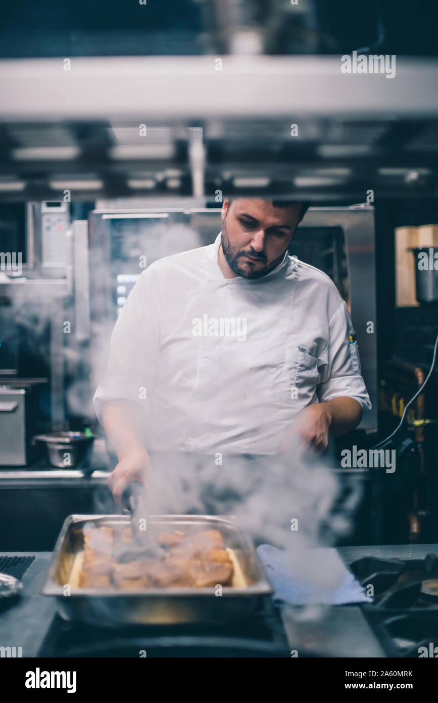 Restaurant work hi-res stock photography and images - Alamy