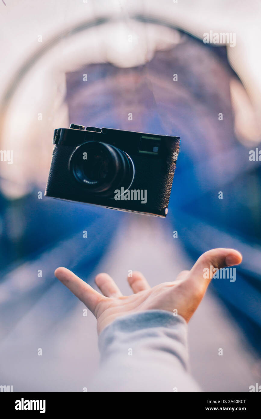 Vintage hands hi-res stock photography and images - Alamy