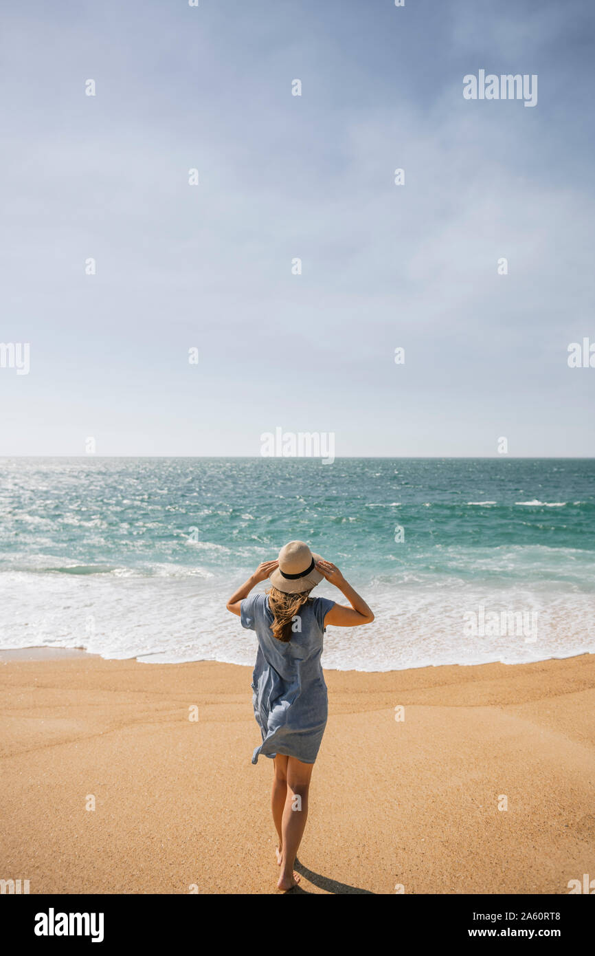 Nazare Portugal Surf High Resolution Stock Photography and Images - Alamy