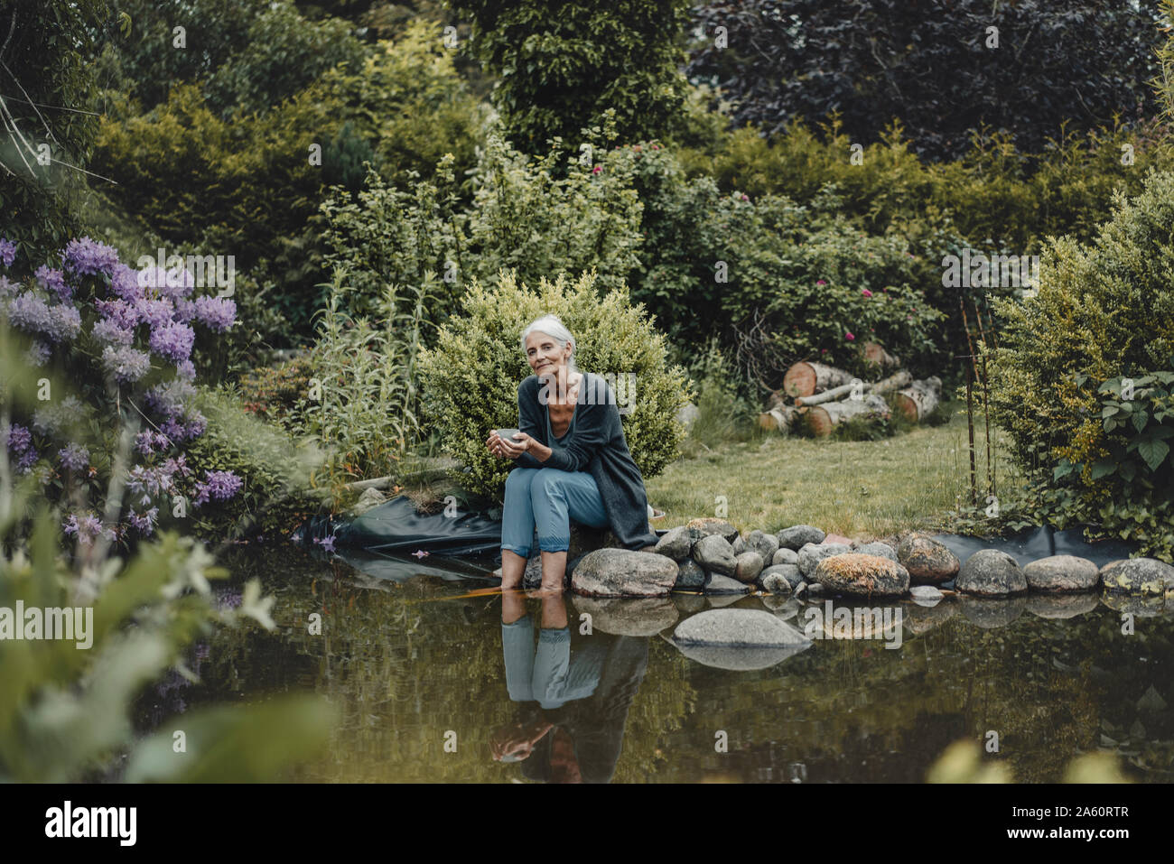 Beautiful tea garden hi-res stock photography and images - Alamy