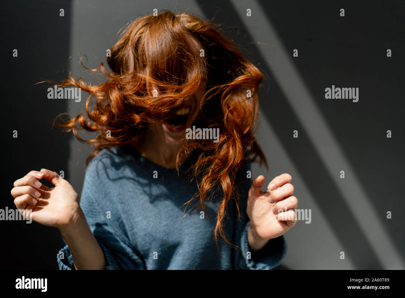 Woman screaming hi-res stock photography and images - Alamy