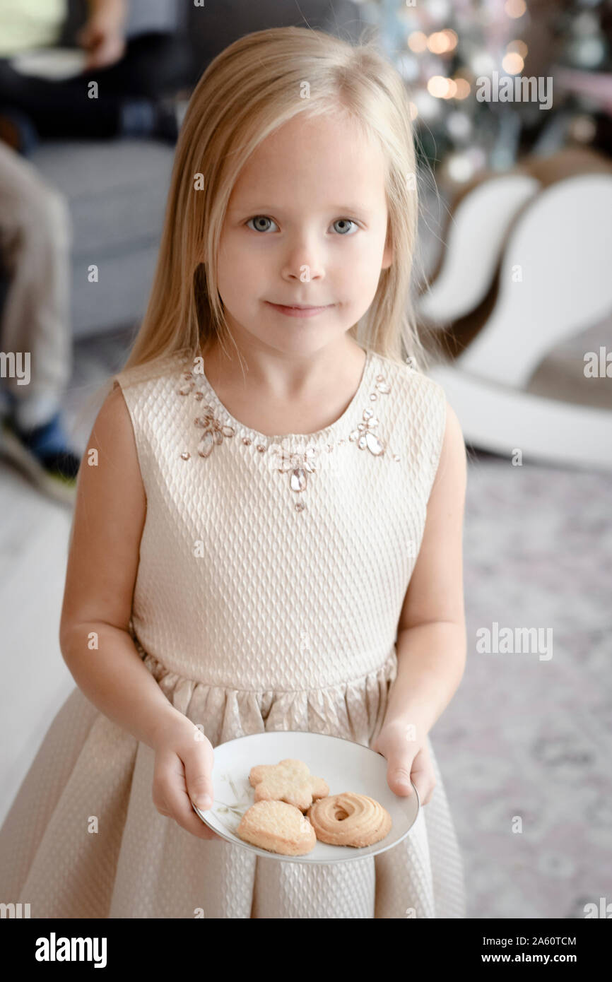 Little cookies hi-res stock photography and images - Alamy