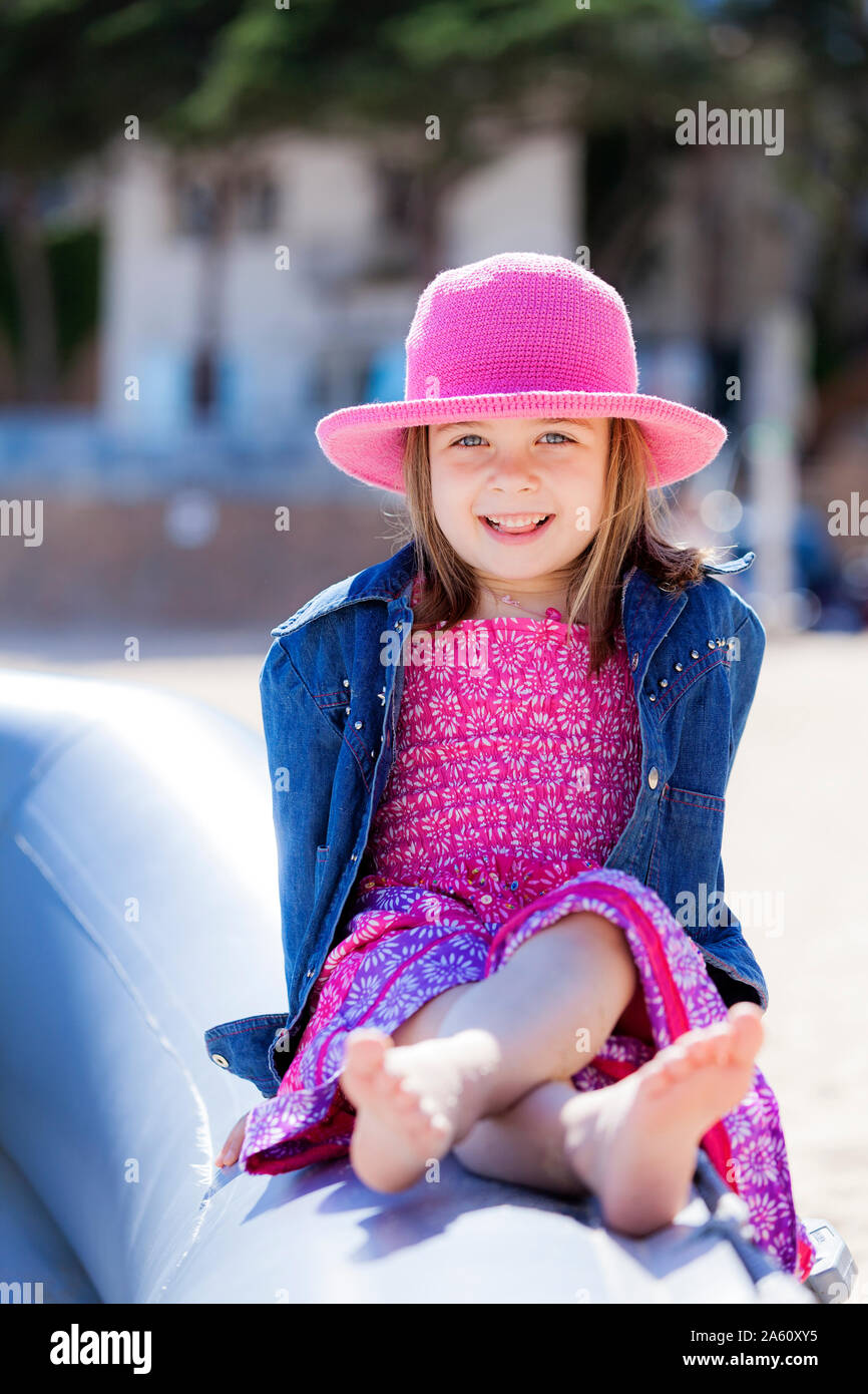 Rubber raft hi-res stock photography and images - Alamy