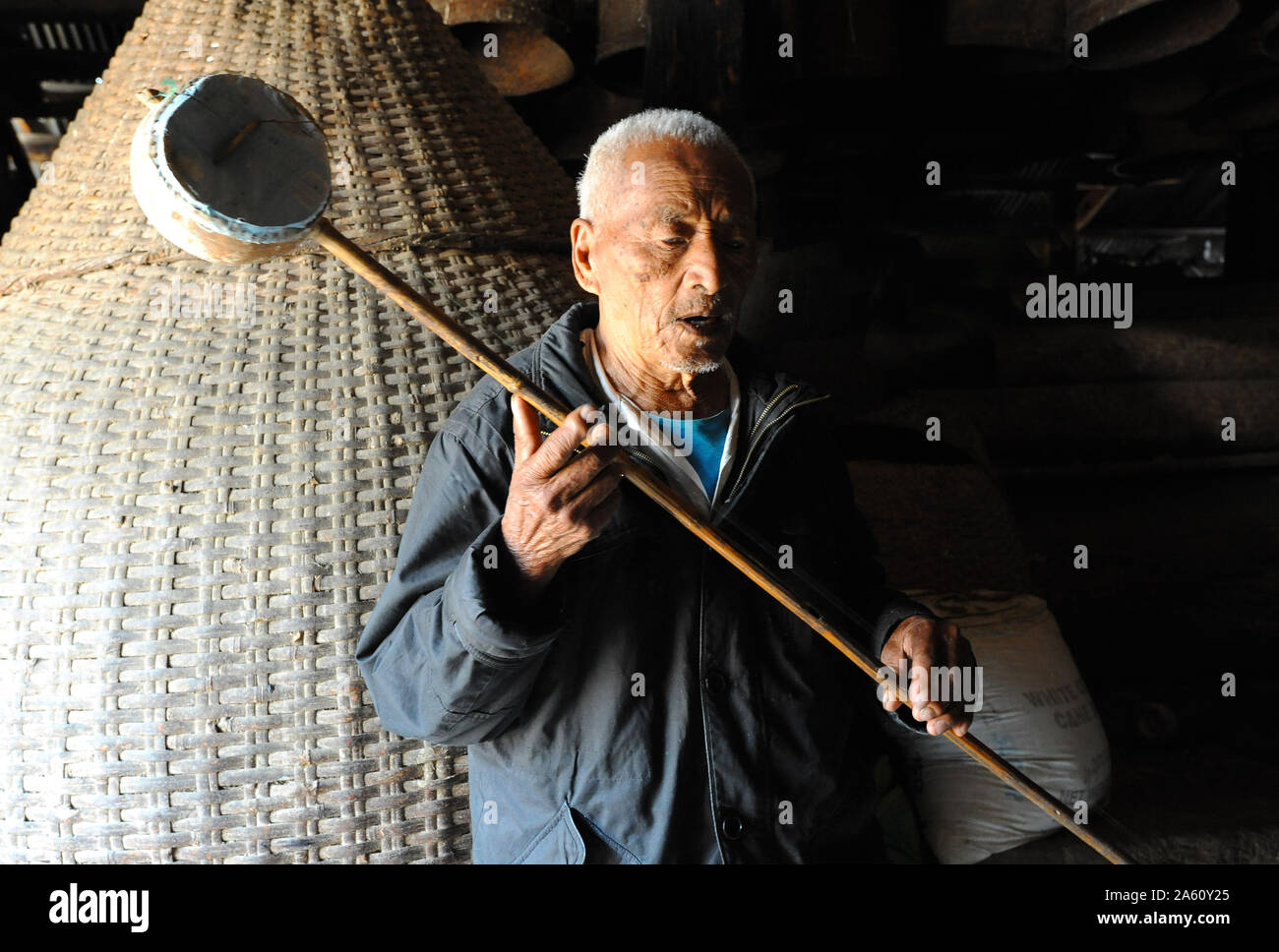 Gourd instrument hi-res stock photography and images - Alamy