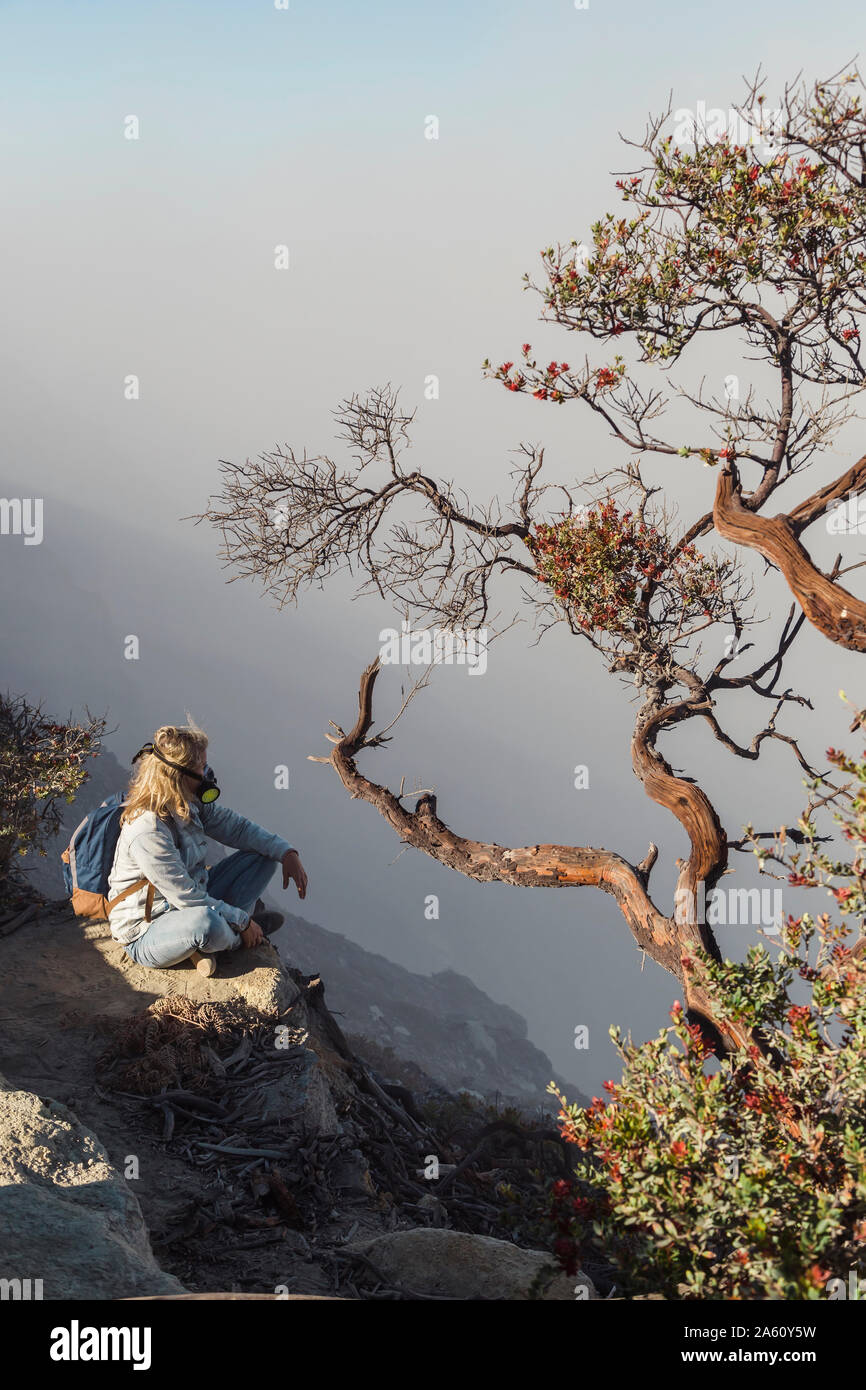 Volcano breathing hi-res stock photography and images - Alamy