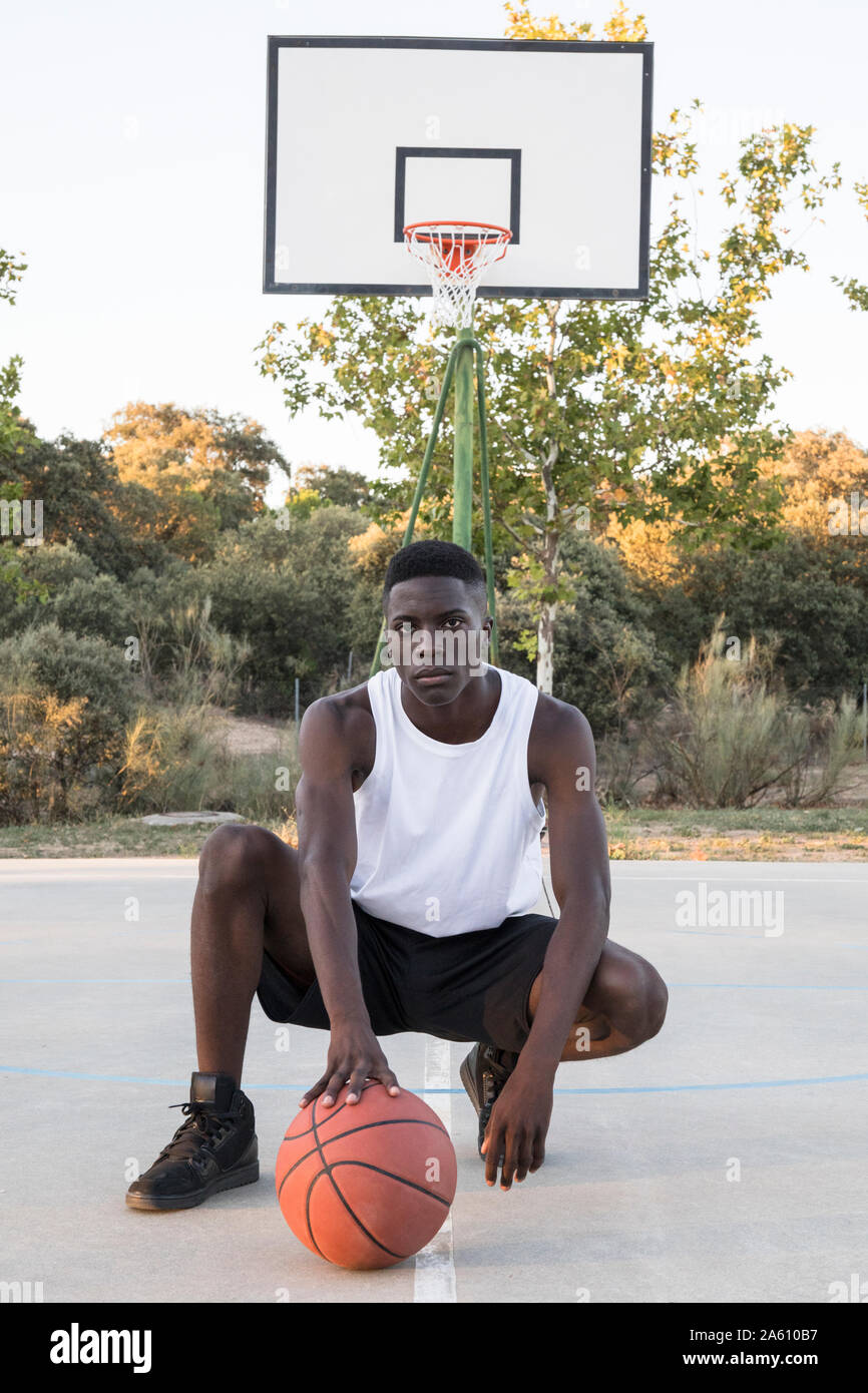African basketball hi-res stock photography and images - Alamy