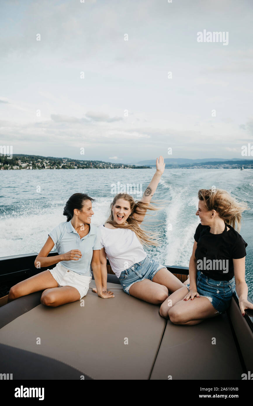 Having a boat hi-res stock photography and images - Alamy