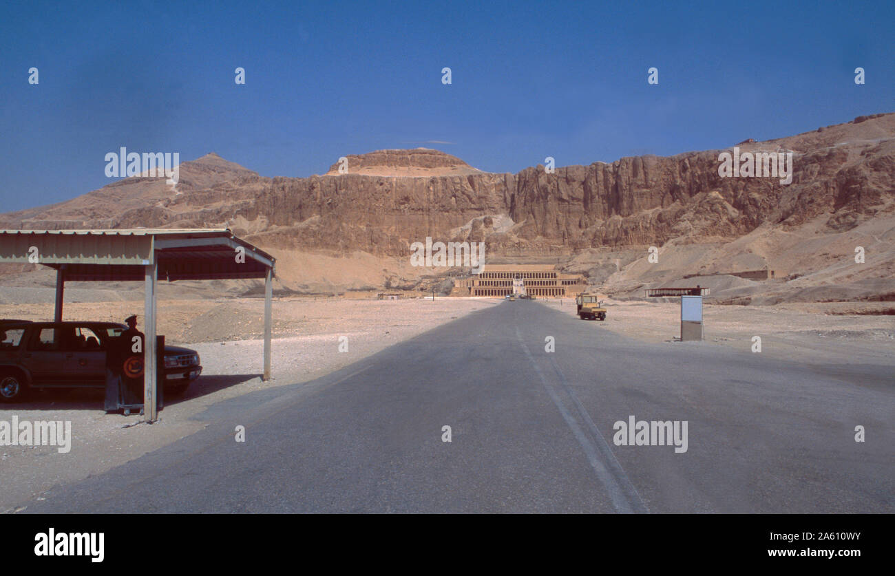 Egypt: The Check point of the Unesco World Heritage Tempel Hatschepsut ...