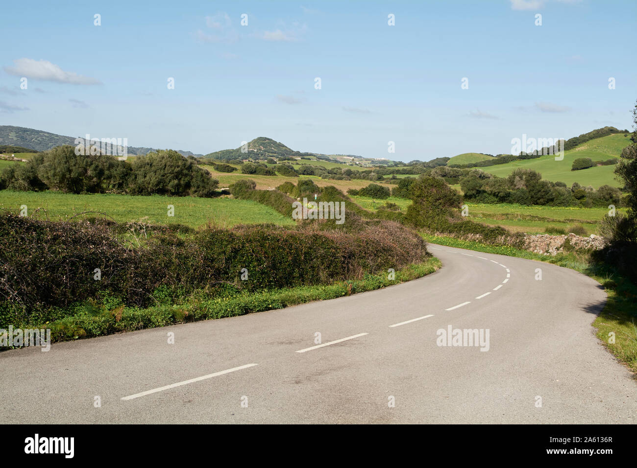 Empty road hi-res stock photography and images - Alamy