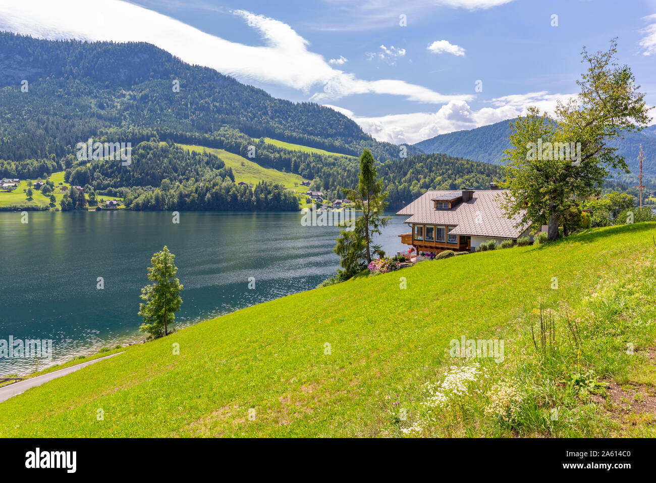 Grundlsee hi-res stock photography and images - Alamy