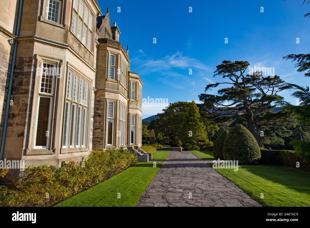 Muckross house gardens hi-res stock photography and images - Alamy