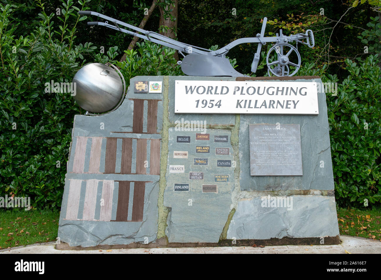 World ploughing 1954 killarney hi-res stock photography and images - Alamy