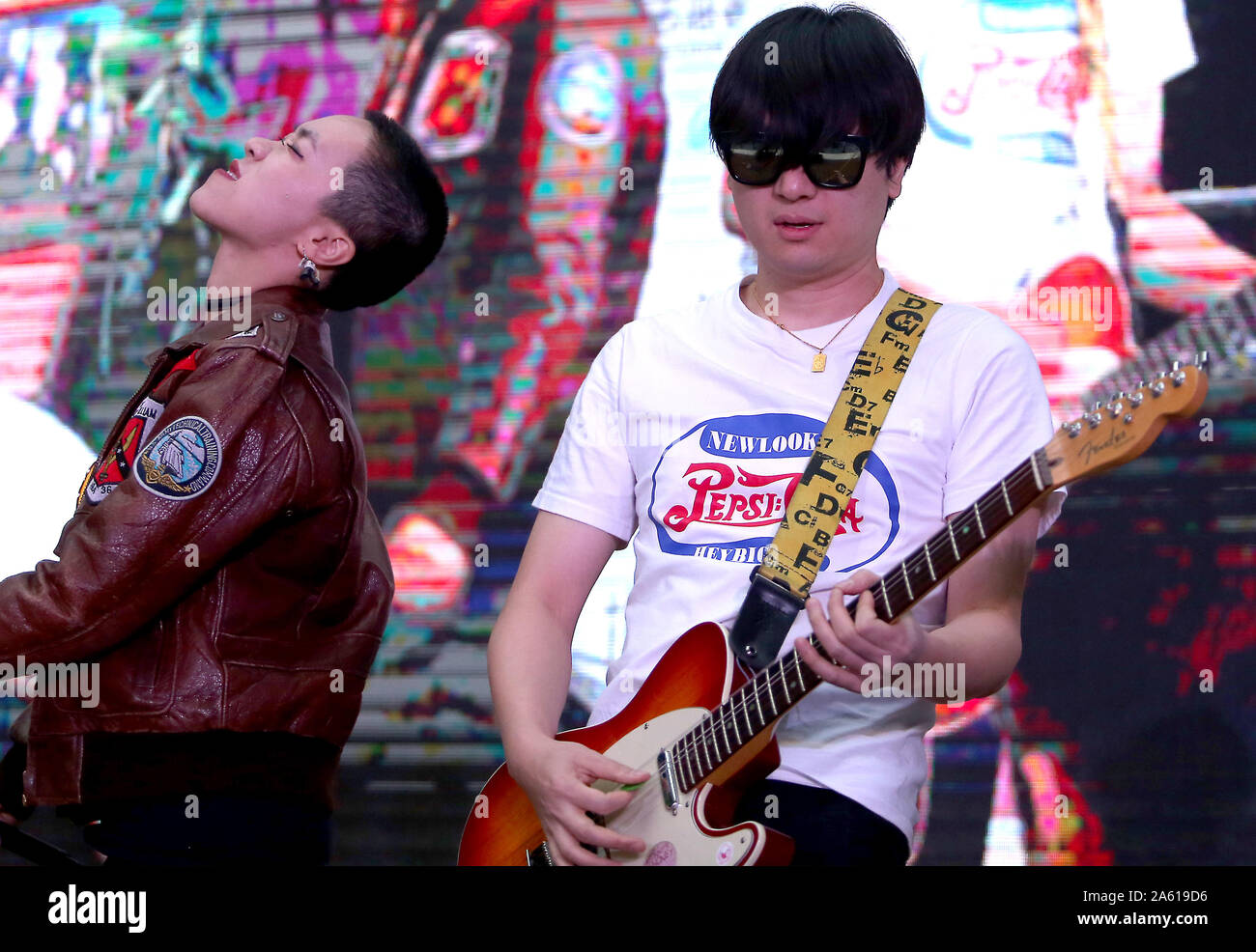 Chinese band hi-res stock photography and images - Alamy