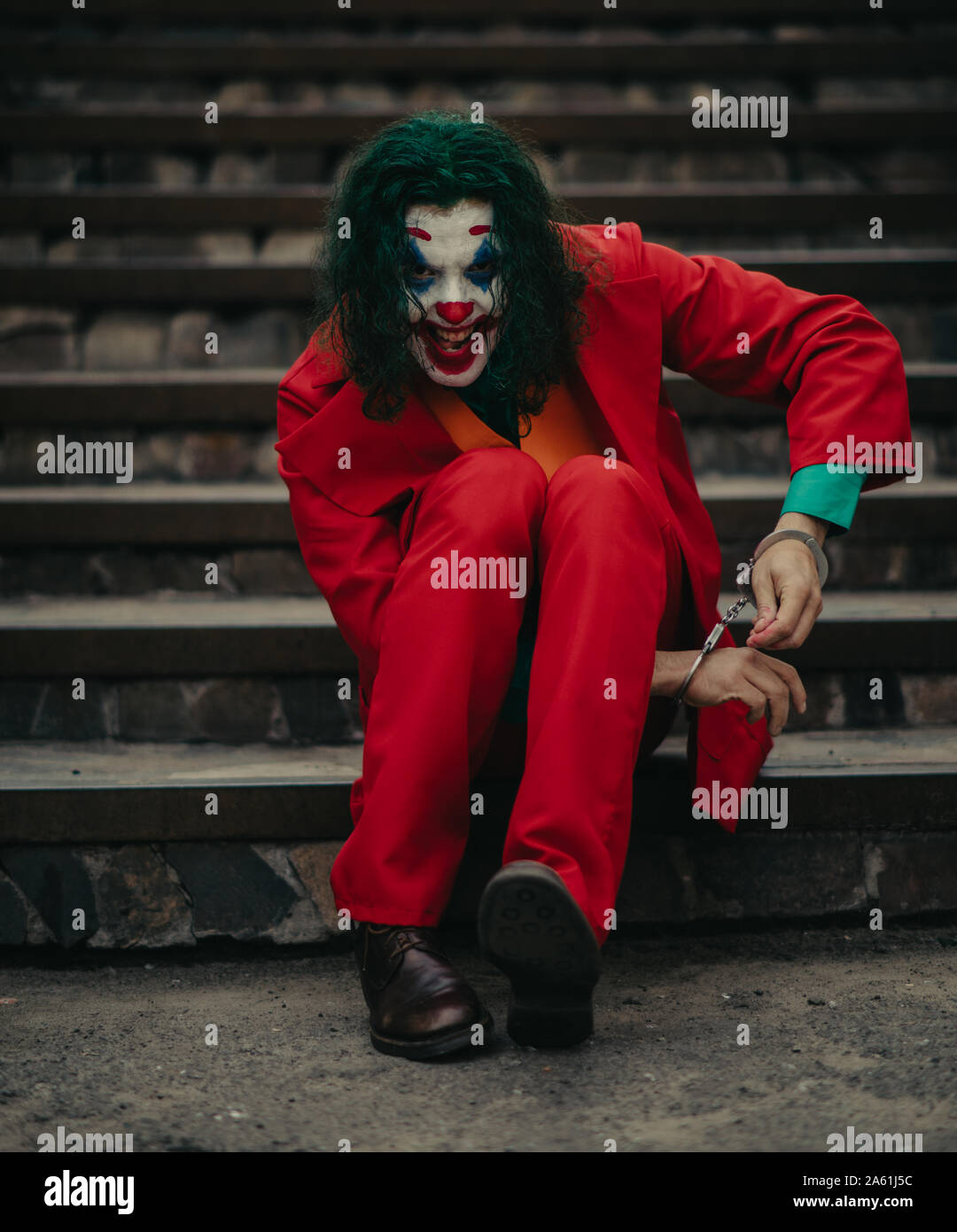 Handcuffed character hi-res stock photography and images - Alamy