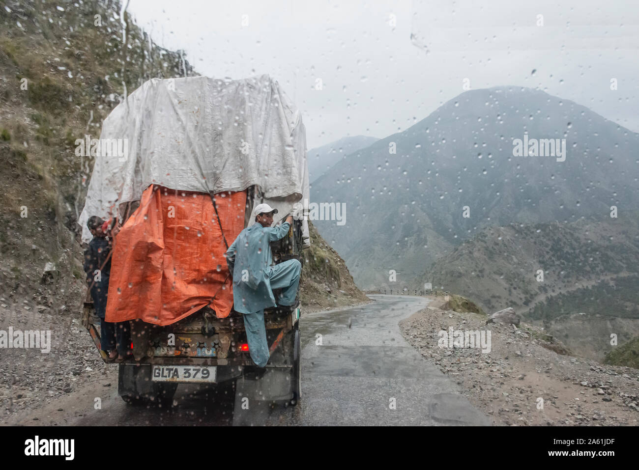 Pakistan public transport hi-res stock photography and images - Alamy