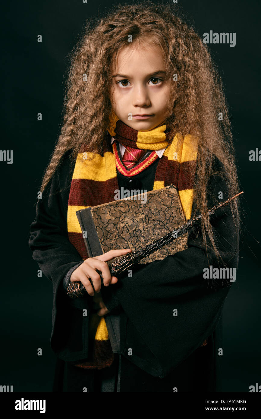 Girl dressed up as magician hi-res stock photography and images - Alamy