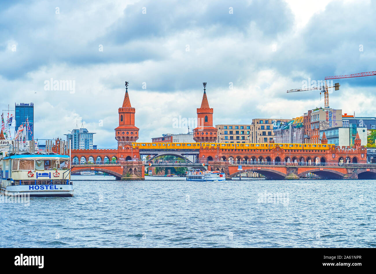 BERLIN, GERMANY - OCTOBER 3, 2019: The Oberbaumbrucke (Oberbaum bridge ...