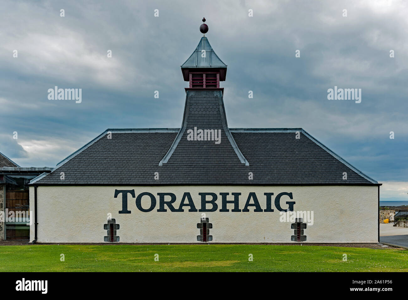 Torabhaig distillery, isle of skye hi-res stock photography and images ...