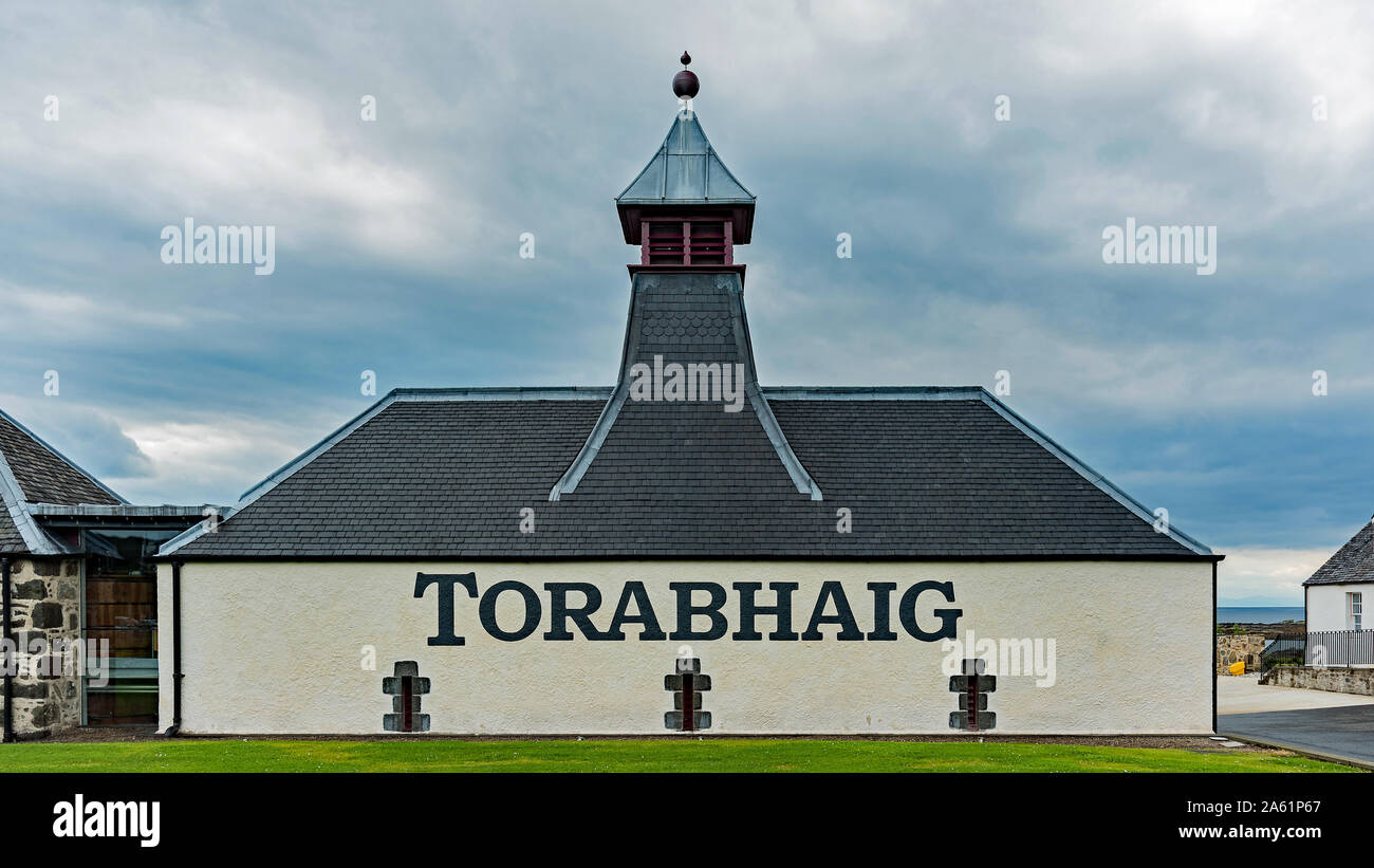 Torabhaig distillery, isle of skye hi-res stock photography and images ...