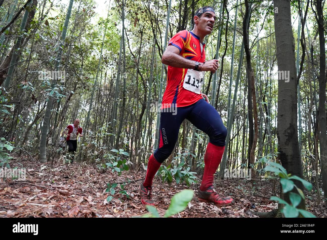 Mens relay hi-res stock photography and images - Alamy