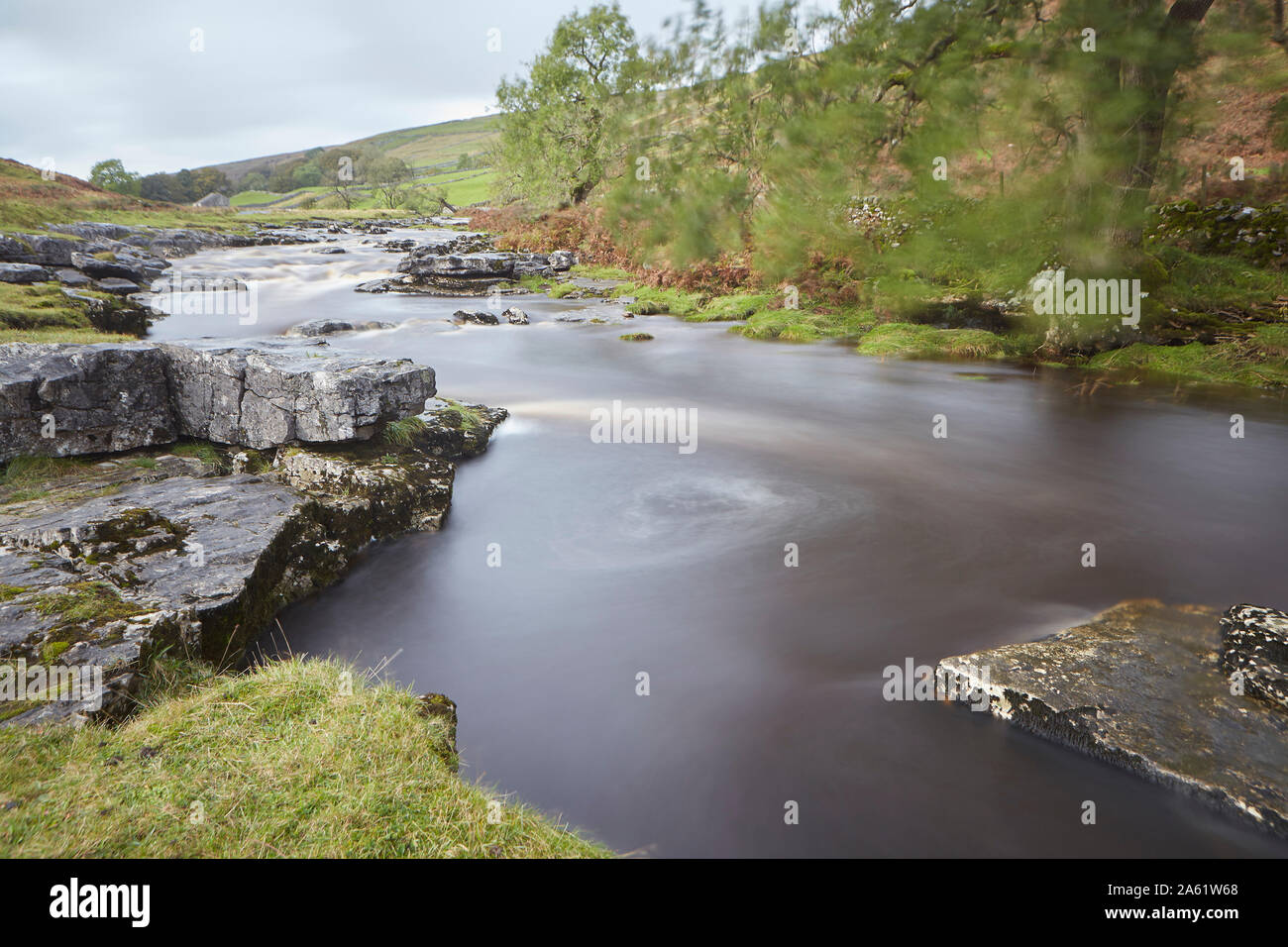 River Wharfe, Langstrothdale, Deepdale, Yorkshire Dales National Park ...