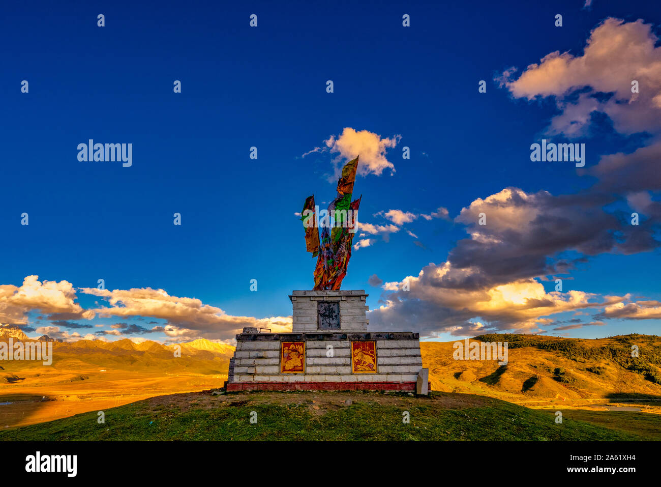 Tibetan Wedding High Resolution Stock Photography and Images - Alamy