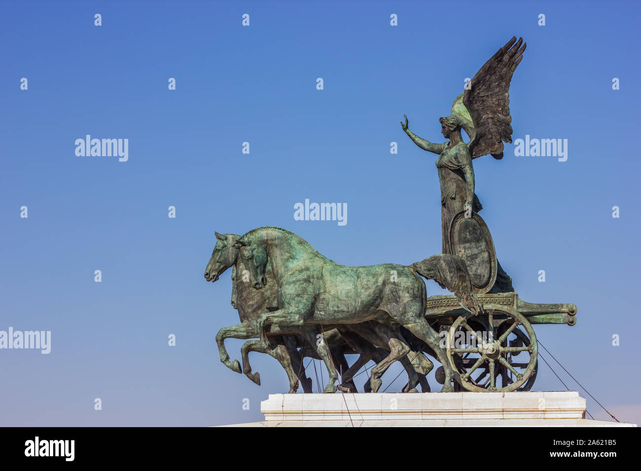 Statue angel chariot hi-res stock photography and images - Alamy