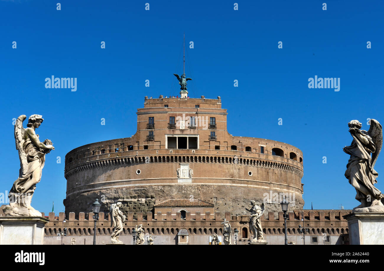 Hadrians tomb hi-res stock photography and images - Alamy