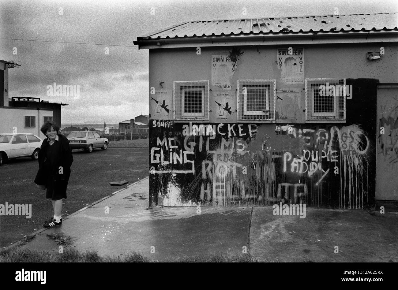 The Troubles 1980s Northern Ireland, Derry Londonderry teen girl, the ...