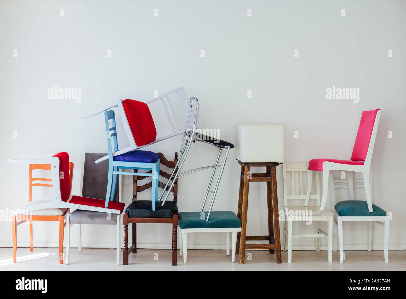 Many woman office chairs hi-res stock photography and images - Alamy