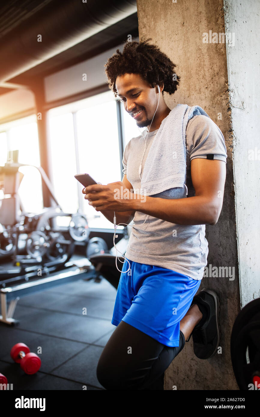 Young bodybuilder man resting hi-res stock photography and images - Alamy